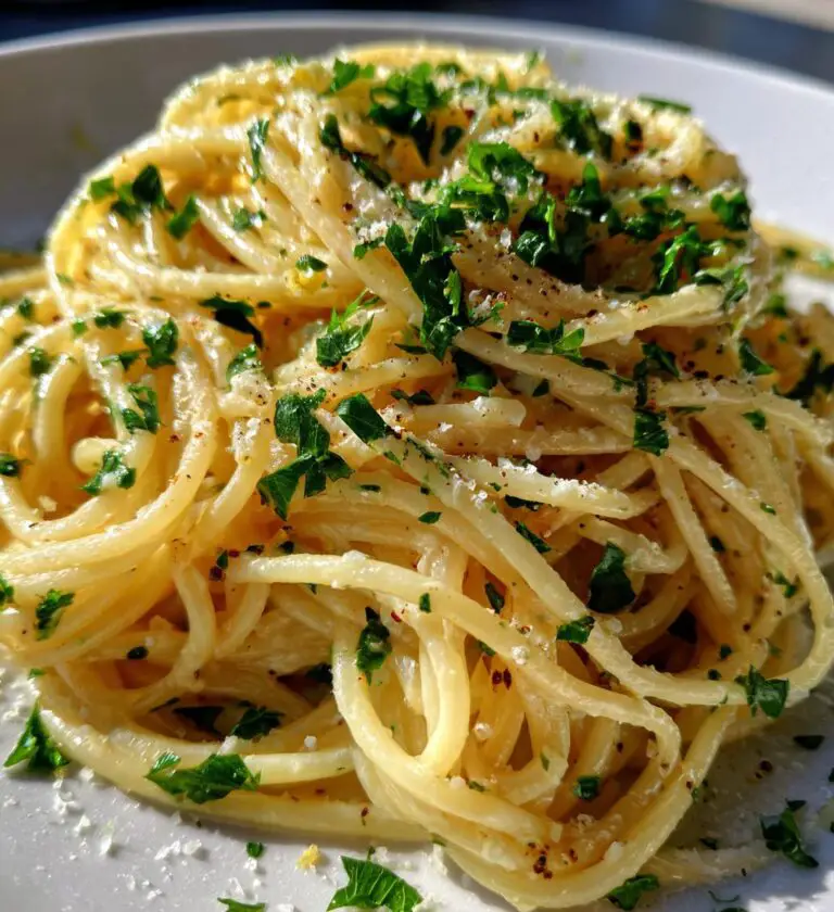 One Pot Lemon Garlic Parmesan Pasta in 25 Minutes of Joy